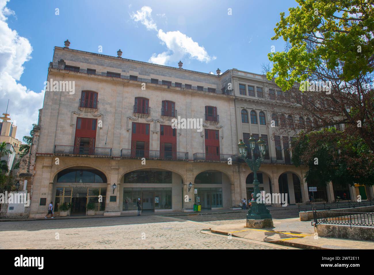 Provincial Public Library (Biblioteca Pública Provincial) Rubén ...
