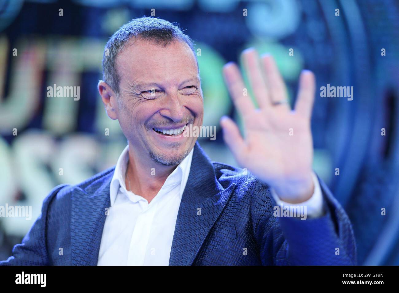 Presentaore hi-res stock photography and images - Alamy