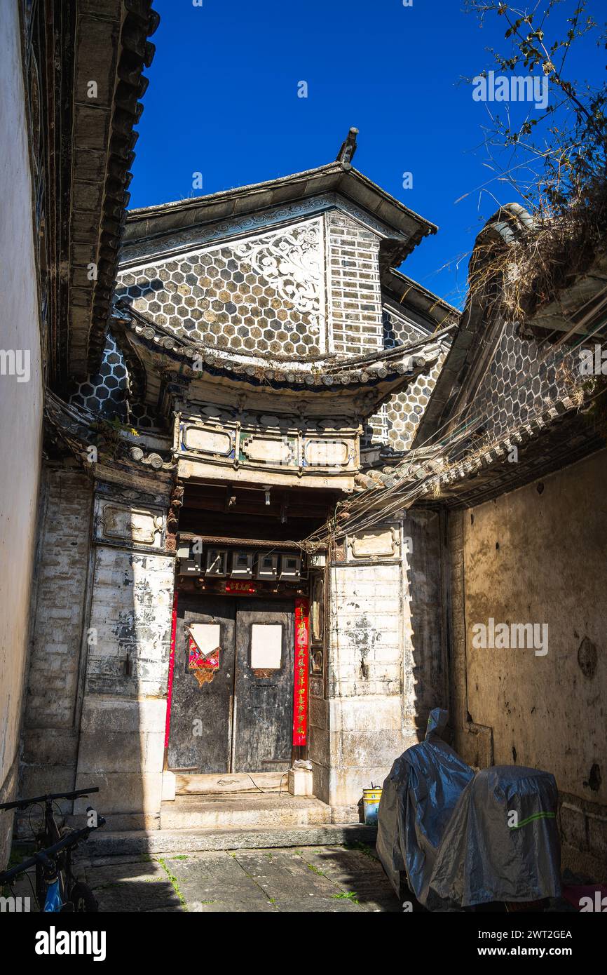 Xizhou ancient town hi-res stock photography and images - Alamy