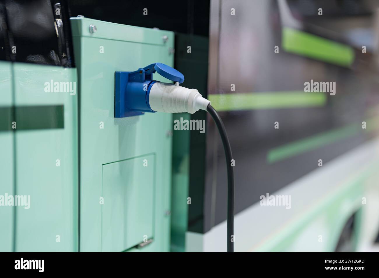 Small truck, E-mobility, Electric vehicle charging, Electric car ...