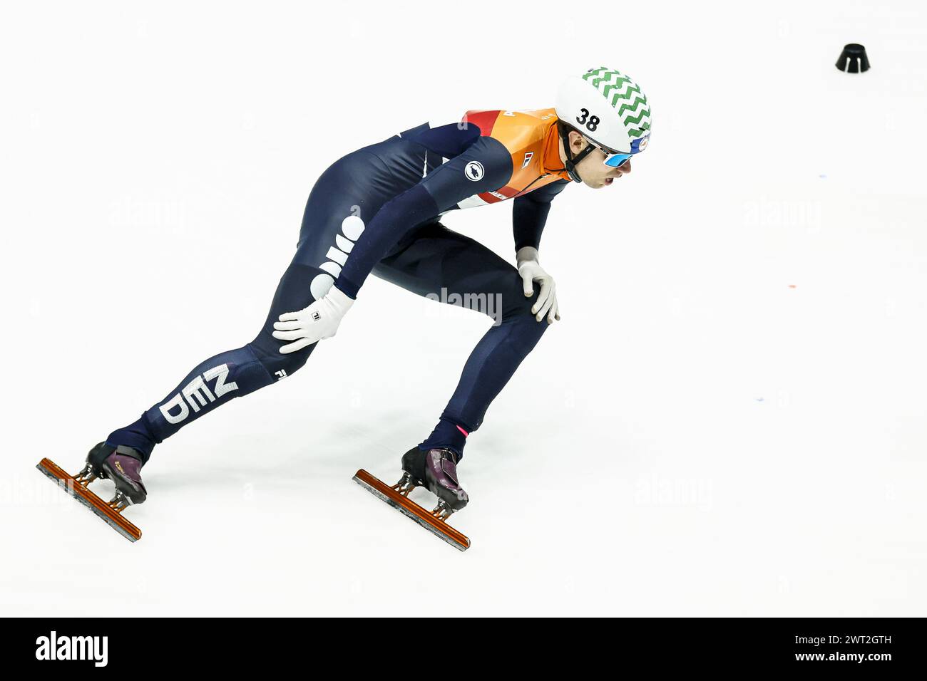 ROTTERDAM - Kay Huisman (NED) during the men's 500 meter heats at the ...