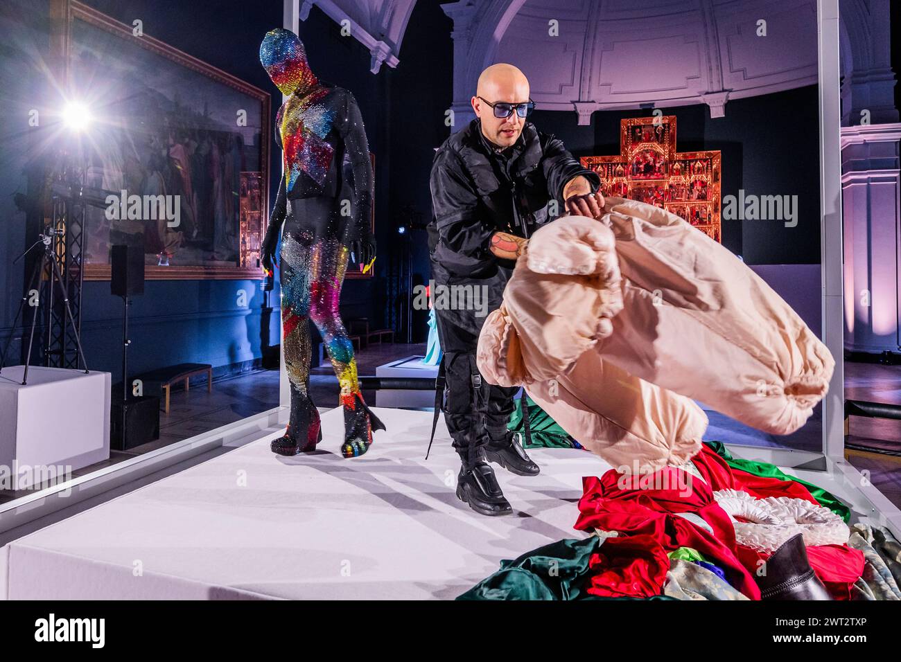 London, UK. 15th Mar, 2024. Colucci performs a live dressing with his ...