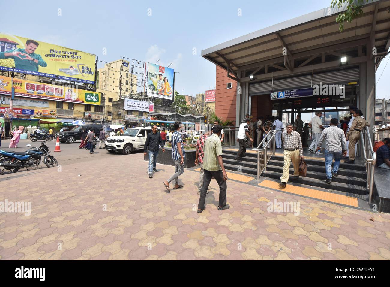 Kolkata marked a historic day on Friday as jubilant crowds thronged the ...