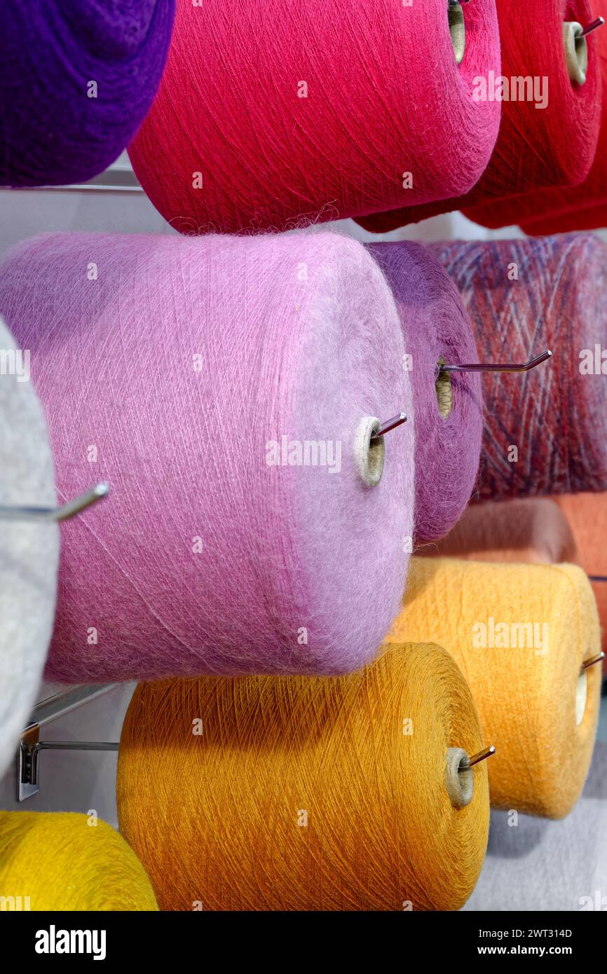 Spool colored hi-res stock photography and images - Alamy