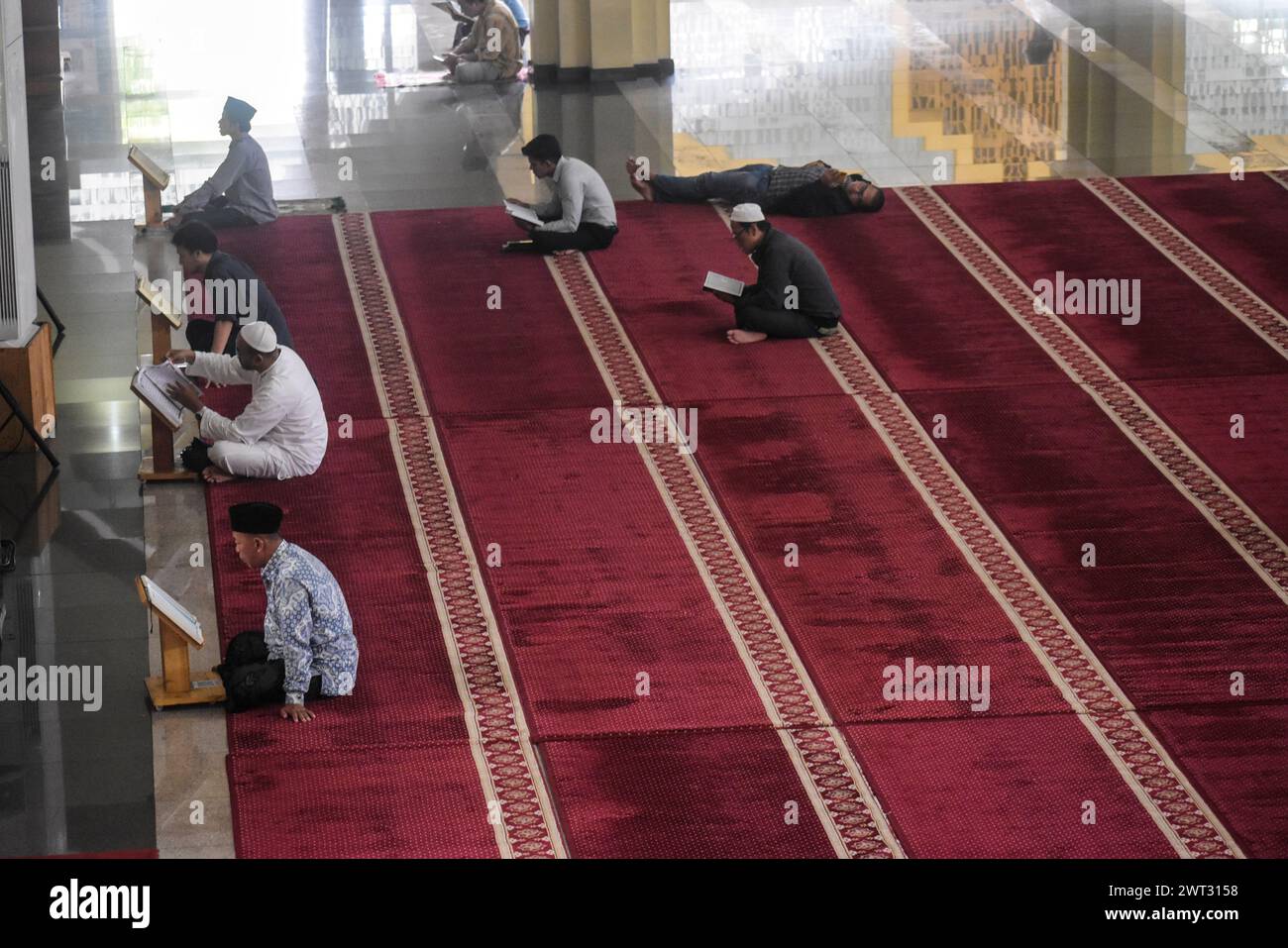 Bandung, West Java, Indonesia. 15th Mar, 2024. Muslims read the Koran ...