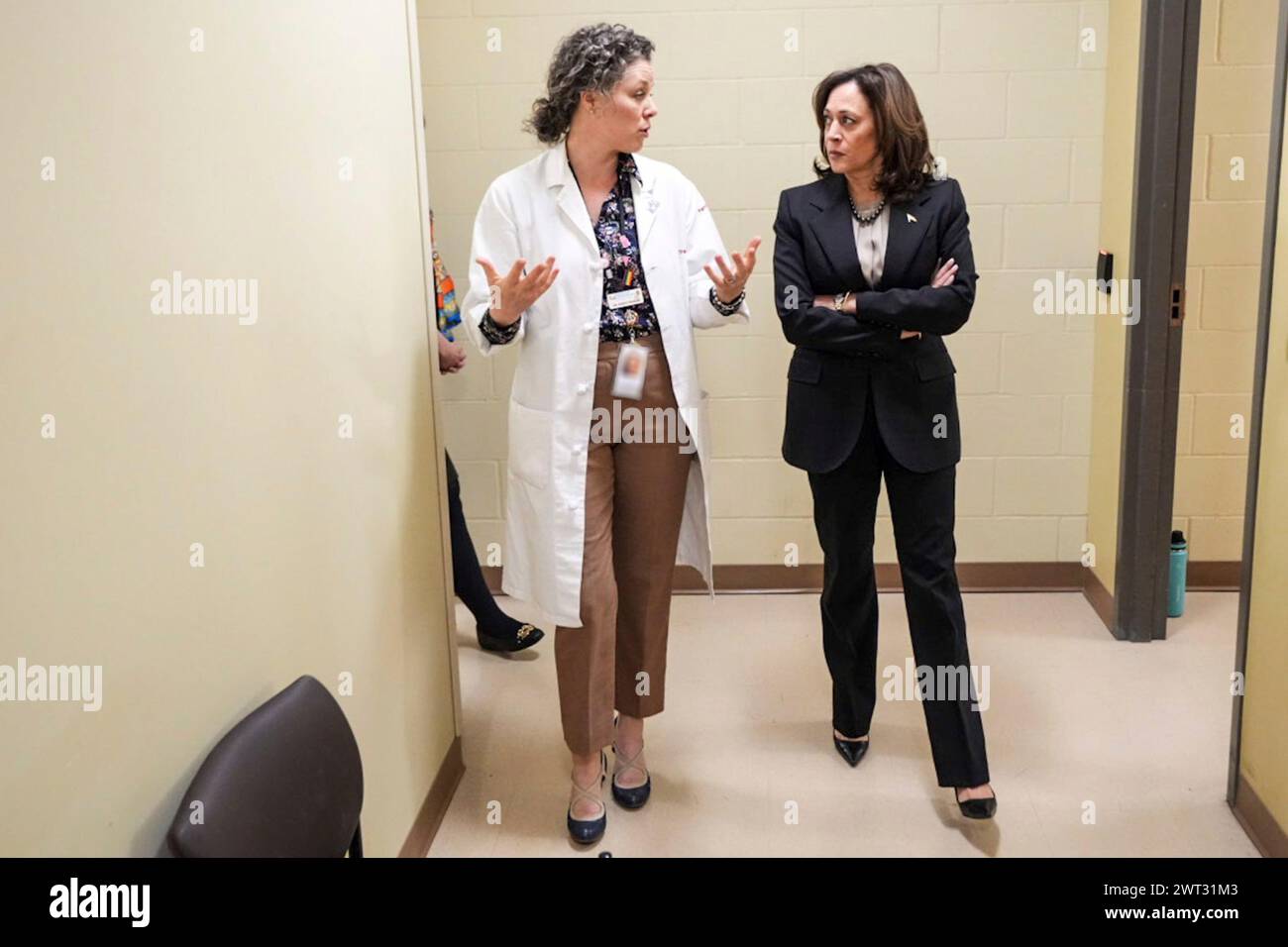 Sarah traxler hi-res stock photography and images - Alamy