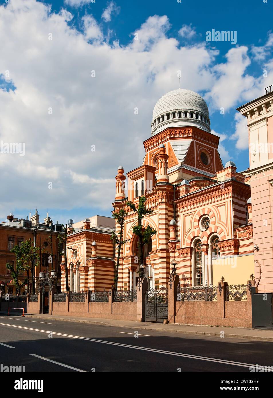 The great choral synagogue hi-res stock photography and images - Alamy