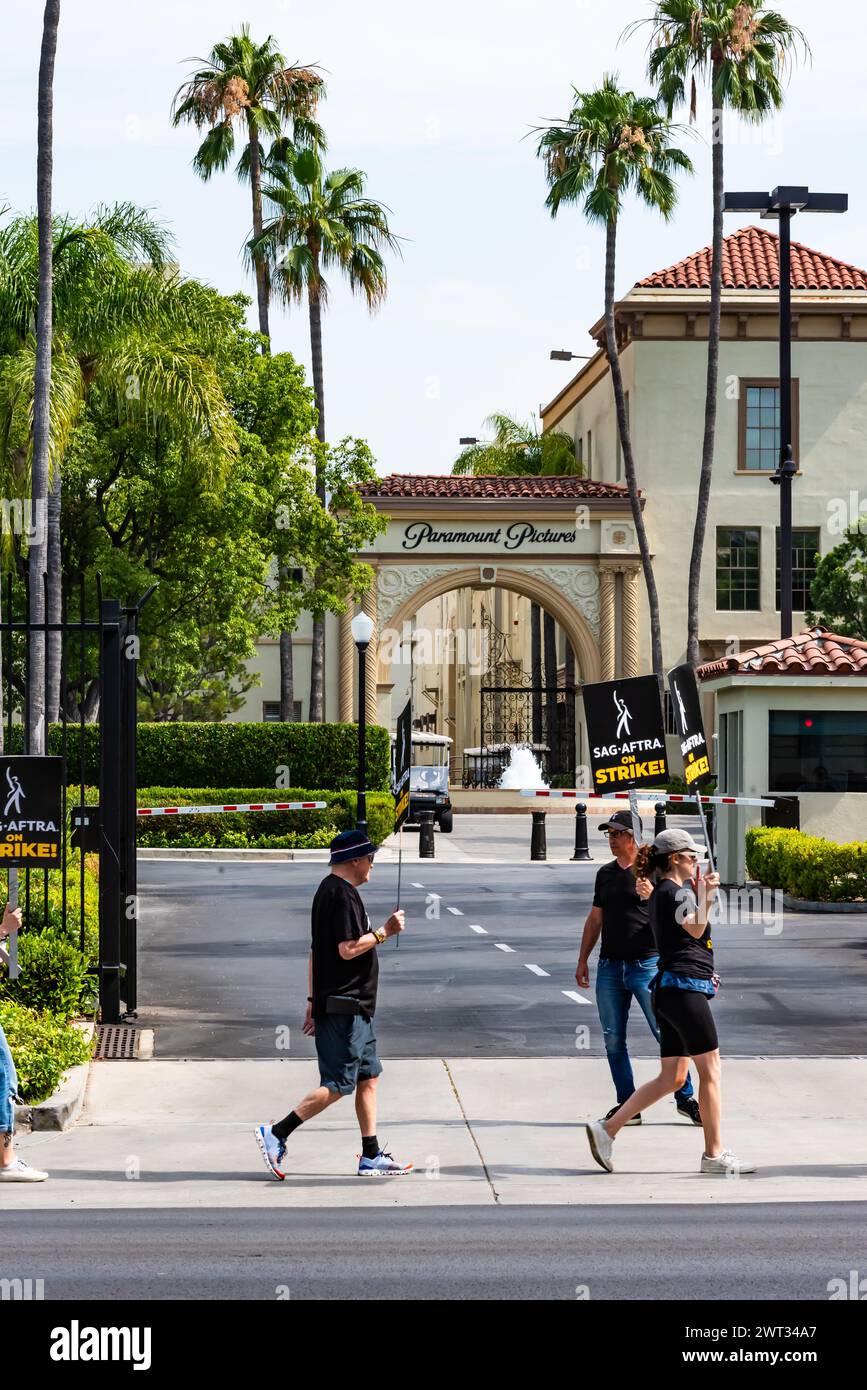 A wide-angle of the picket line at writers and actors strike at ...