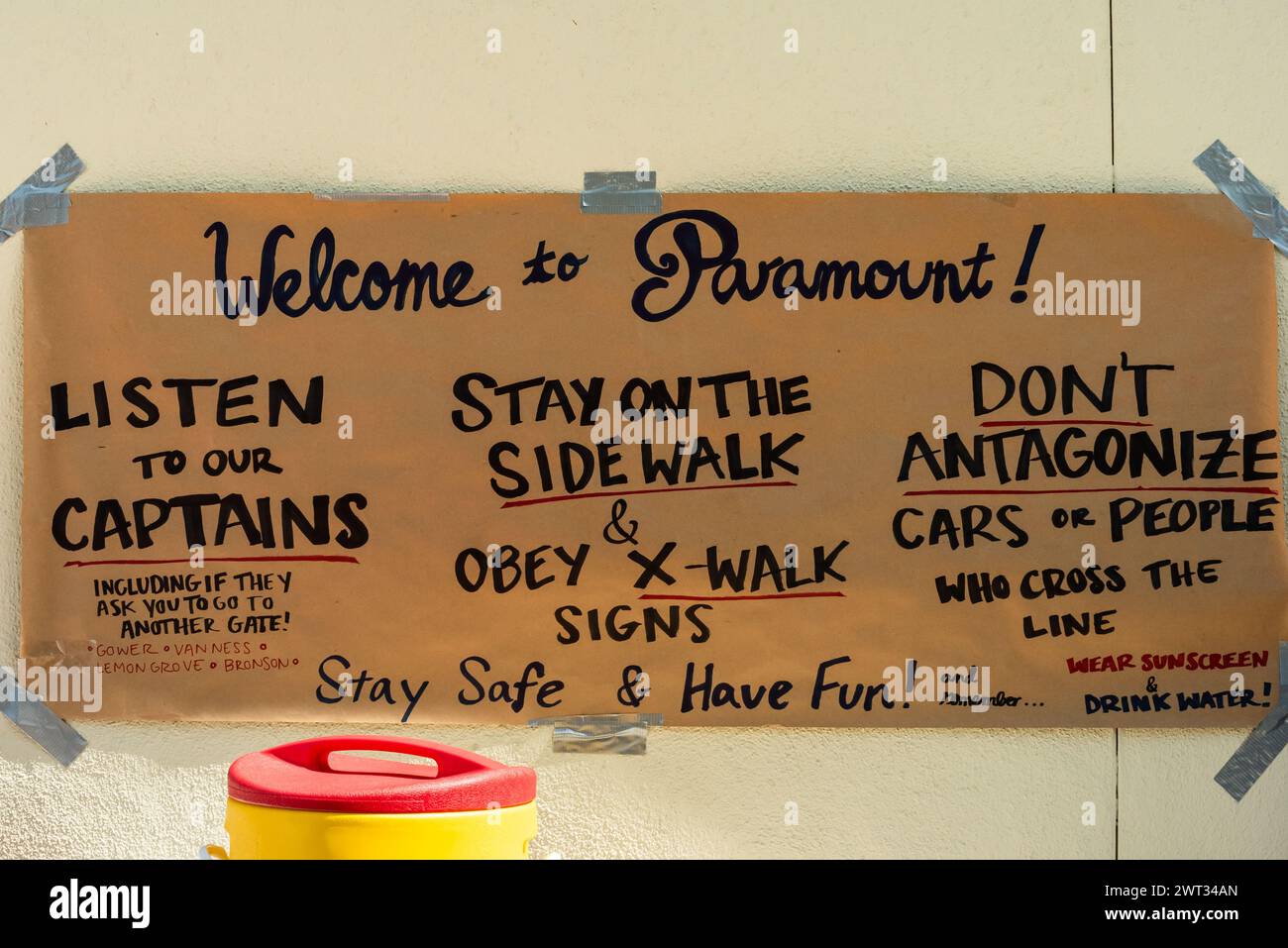 A closeup of an instructional sign at the picket line during the ...