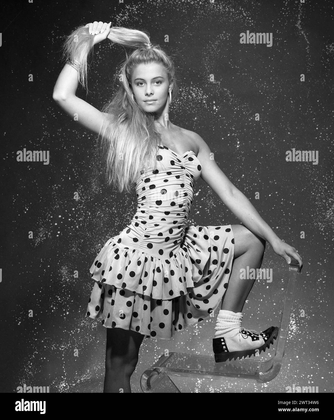 Nicole Eggert poses for a portrait in 1989 in Los Angeles, California ...