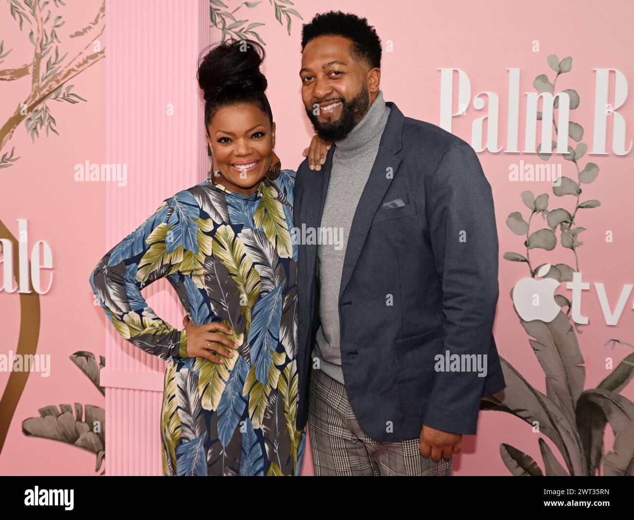 Beverly Hills, California, USA. 14th Mar, 2024. Yvette Nicole Brown and ...