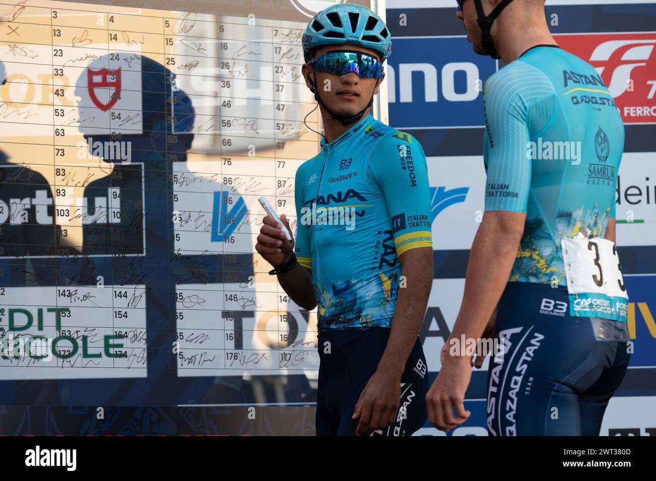 Abner santiago umba lopez hi-res stock photography and images - Alamy