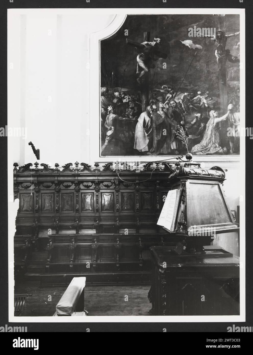 1960s church interior hi-res stock photography and images - Alamy