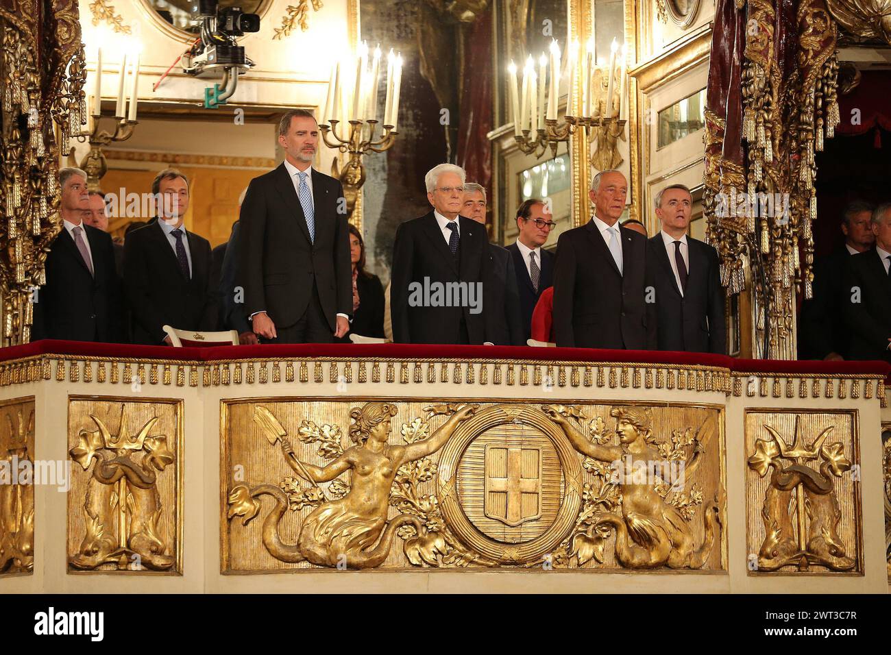 The President of the Italian Republic, Sergio Mattarella, in the center ...