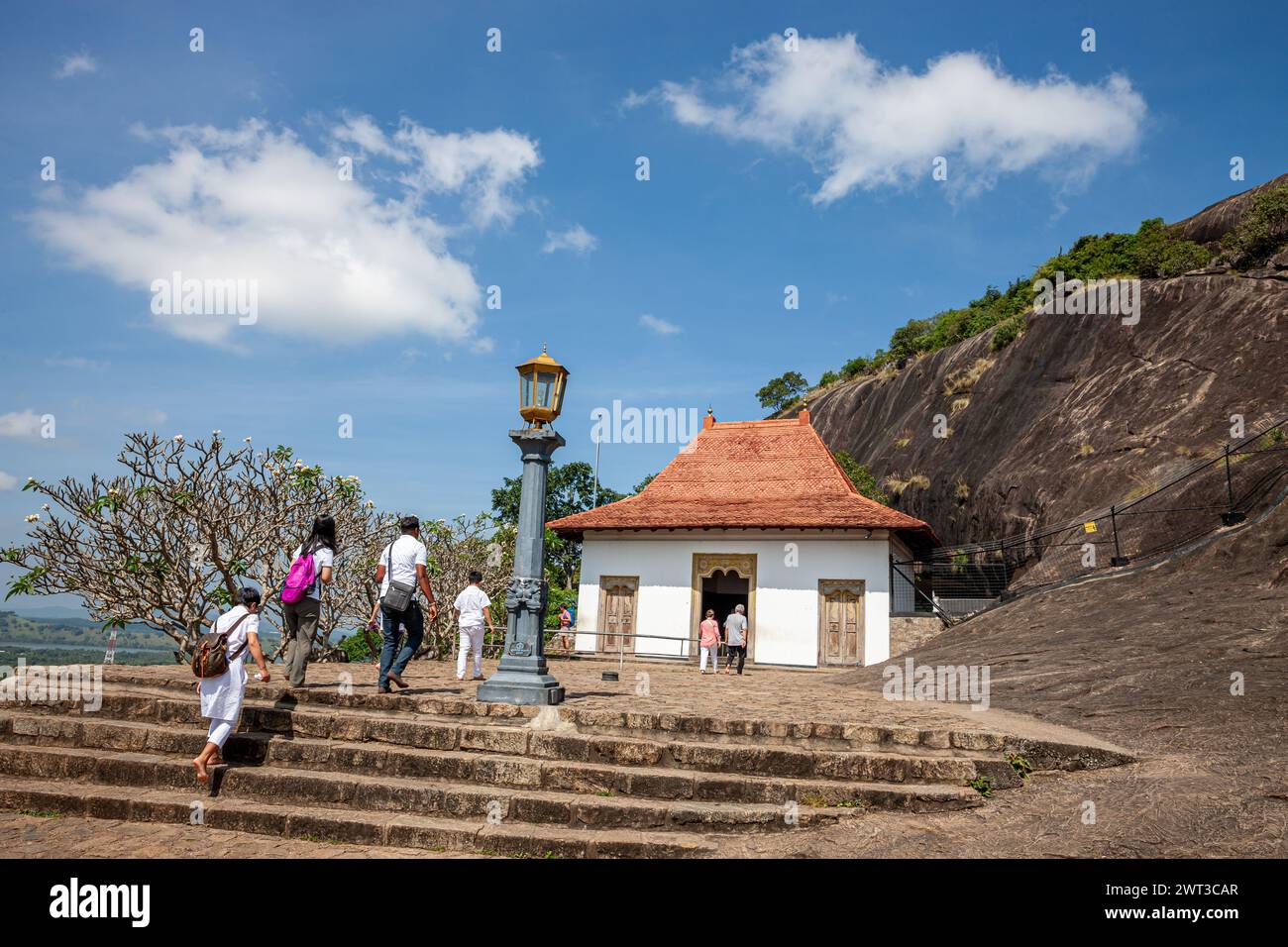 Sri Lanka, Bambulla, Golden Temple, Temple craved in the rock, Cave ...