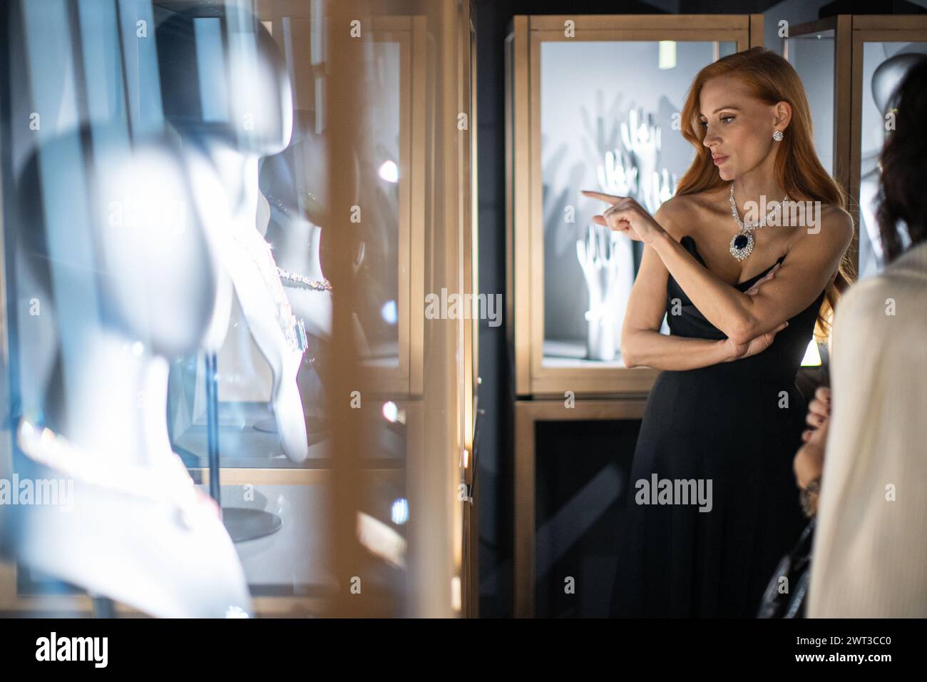 Jessica Chastain Damiani Gala Dinner - 100 Years of Passion Reportage ...