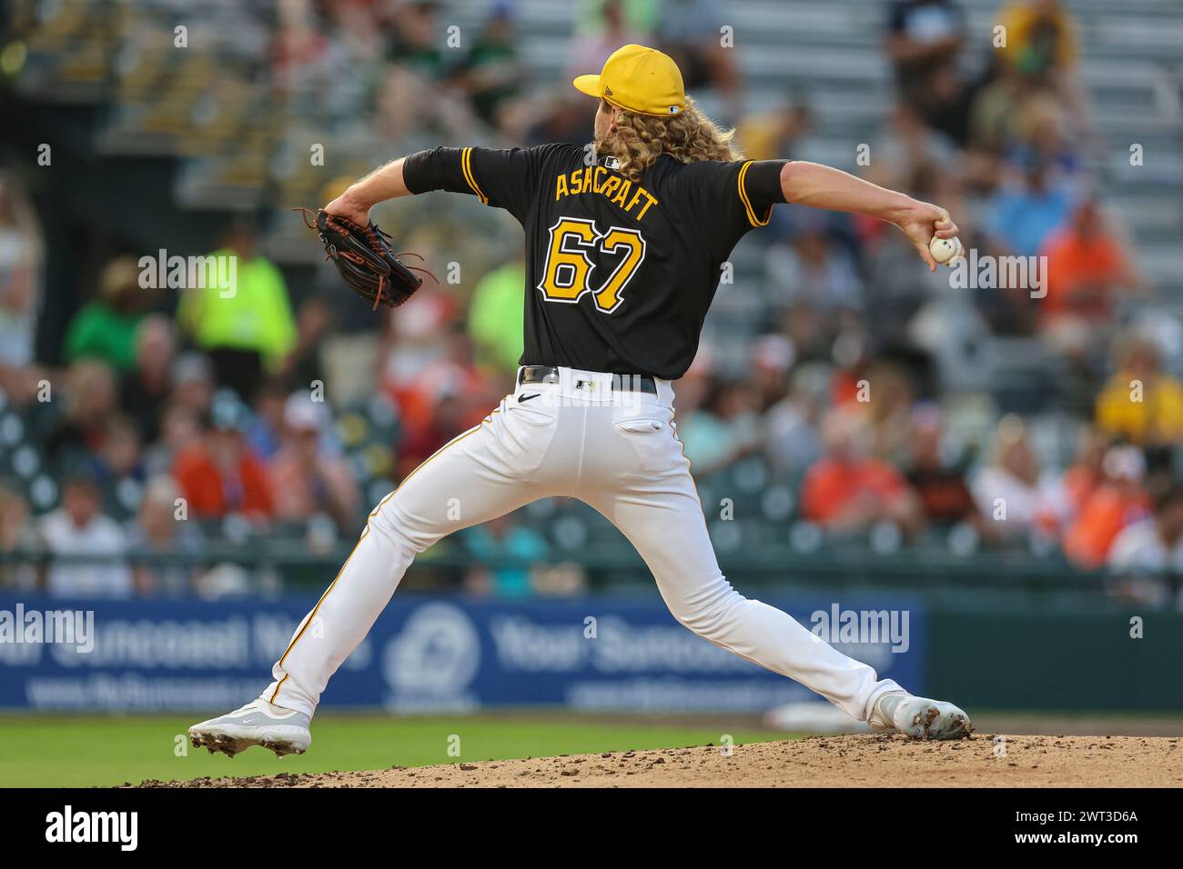 Bradenton, FL: Pittsburgh Pirates pitcher Braxton Ashcraft (67 ...