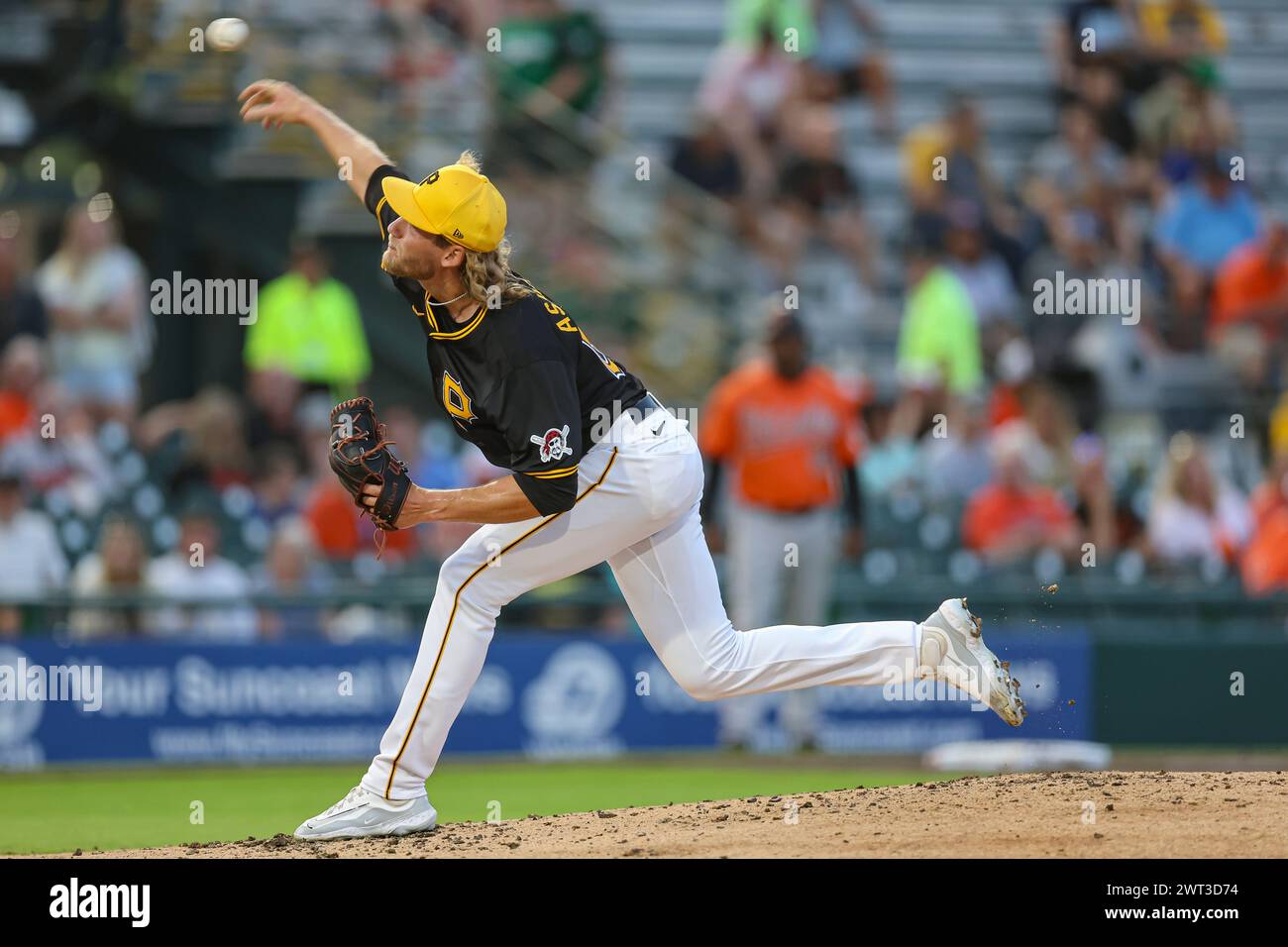 Bradenton, FL: Pittsburgh Pirates pitcher Braxton Ashcraft (67 ...