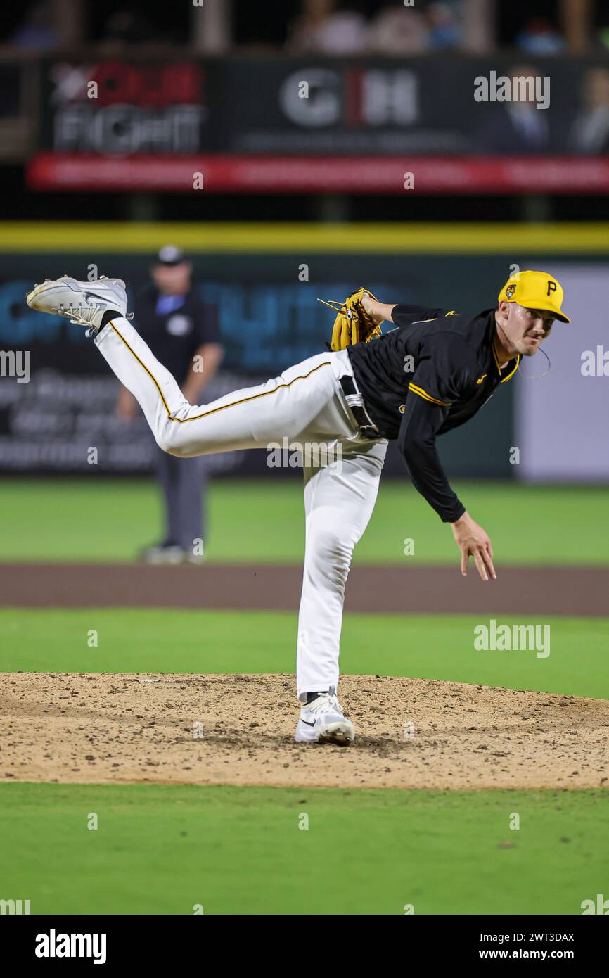Bradenton, FL: Pittsburgh Pirates pitcher Patrick Reilly (12) delivers ...