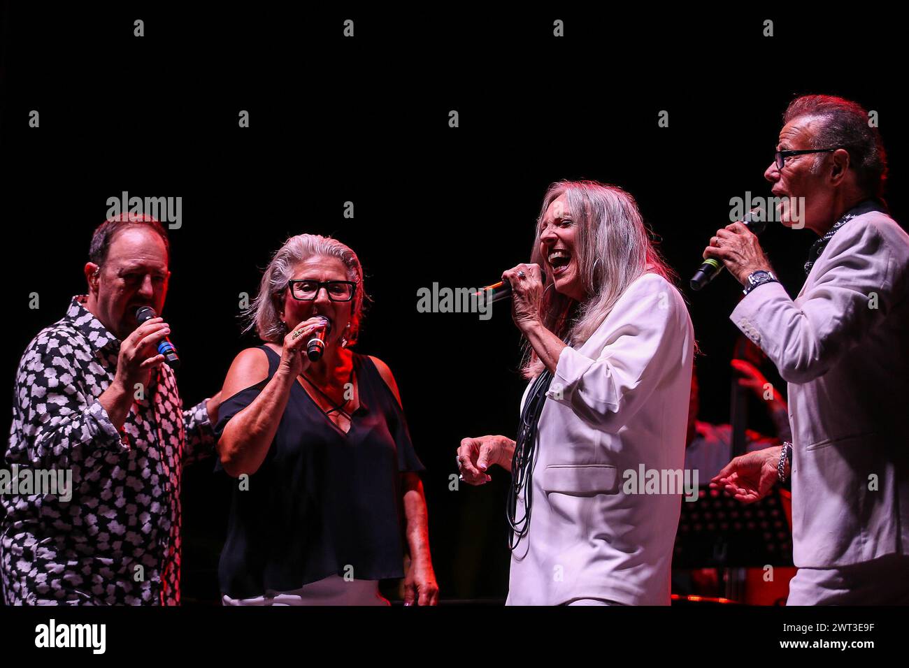 Janis siegel hi-res stock photography and images - Alamy