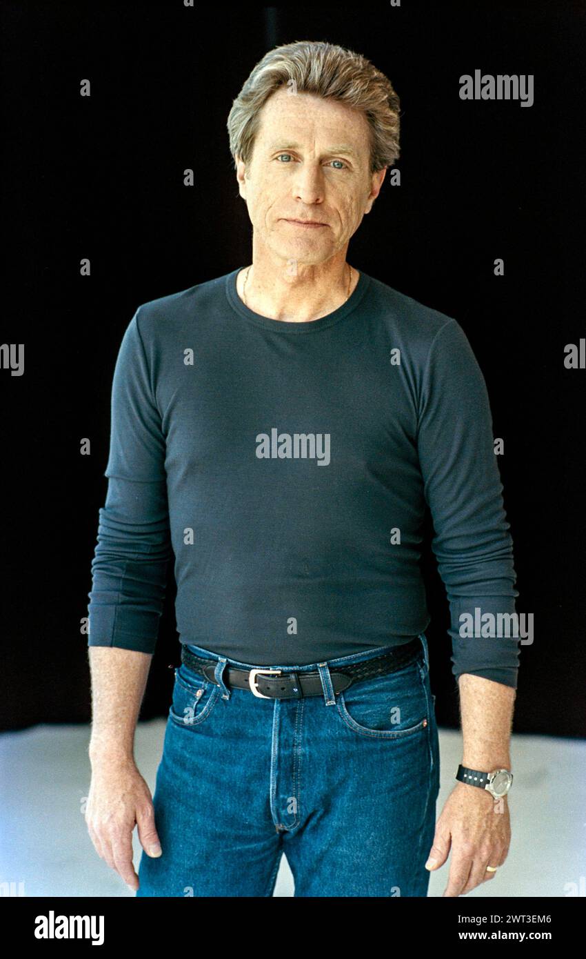 Ross valory hi-res stock photography and images - Alamy