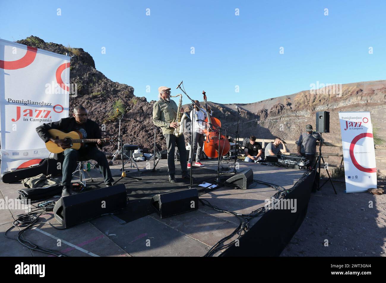 The jazz saxophonist, Charles Lloyd, with bassist Reuben Rogers and ...