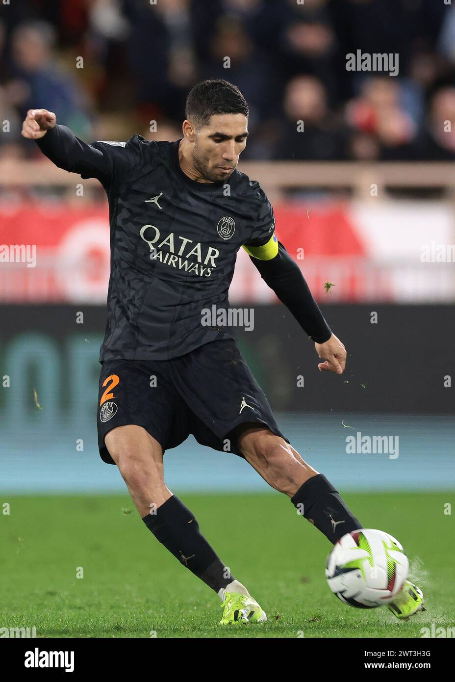 Achraf hakimi psg 2024 hi-res stock photography and images - Alamy