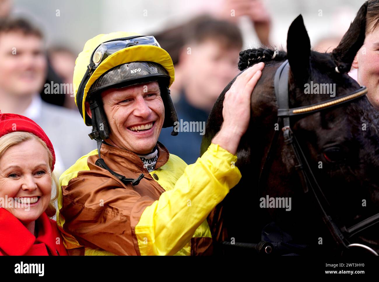 Jockey Paul Townend and owner Audrey Turley celebrate with Galopin Des ...