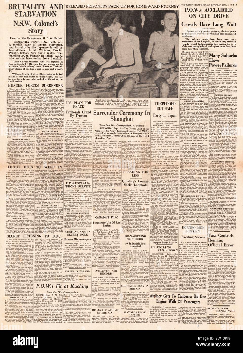 Japanese surrender newspaper hi-res stock photography and images - Alamy