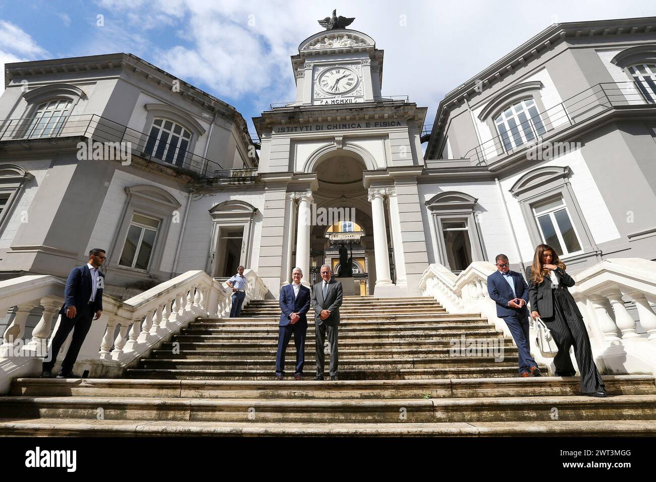 The CEO of Apple, Tim Cook, with the rector Matteo Lorito (on right ...