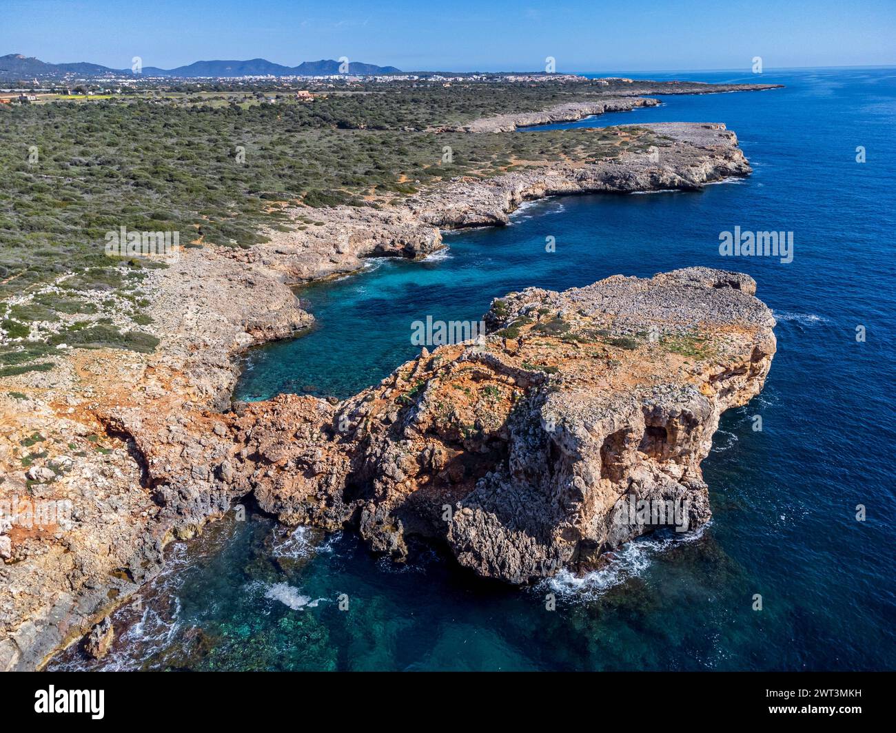 Bronze Age archaeological site, sa Ferradura, pre-Talaiotic period ...
