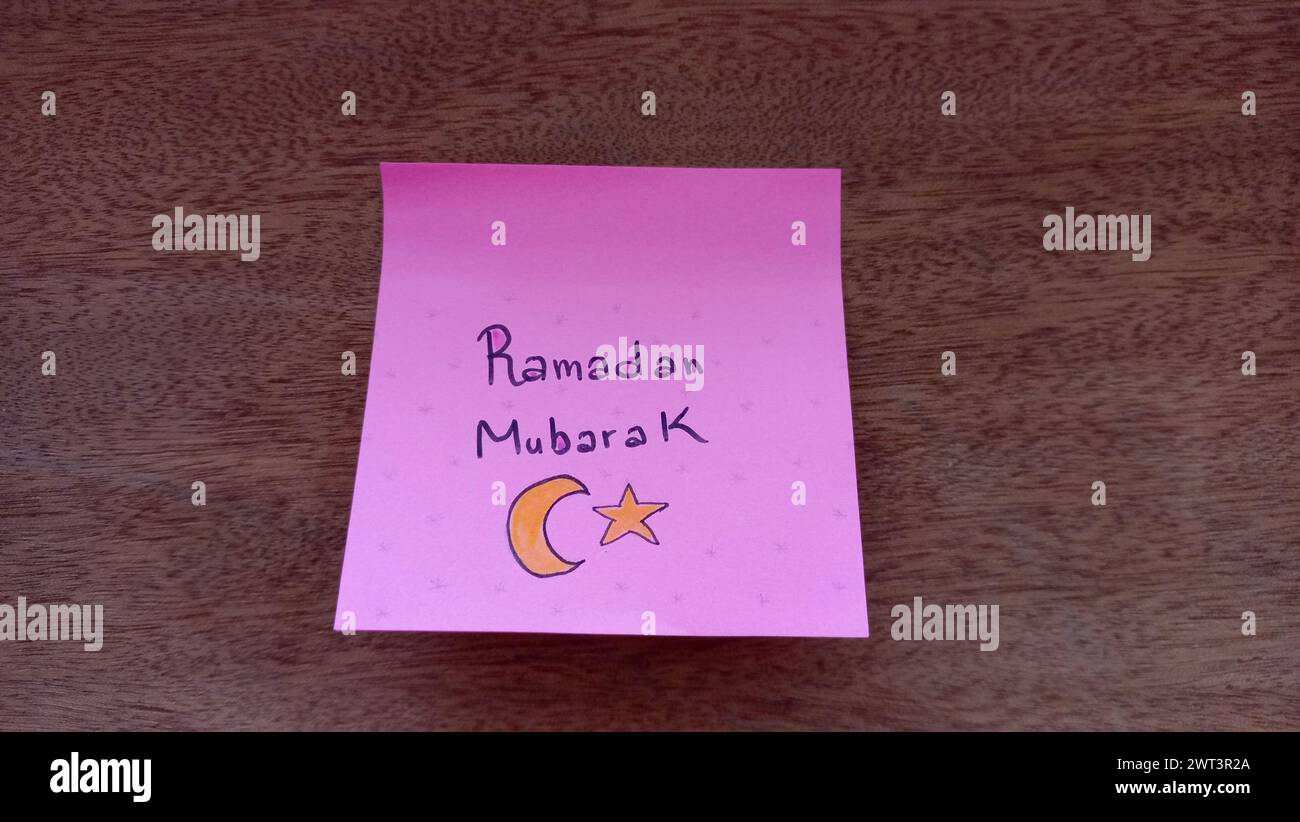 Ramadan sticky note hi-res stock photography and images - Alamy