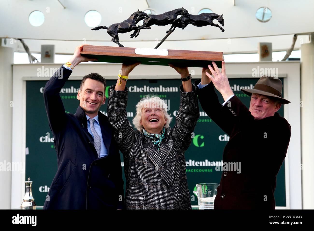 Willie Mullins poses for a photo with his wife Jackie Mullins and son ...