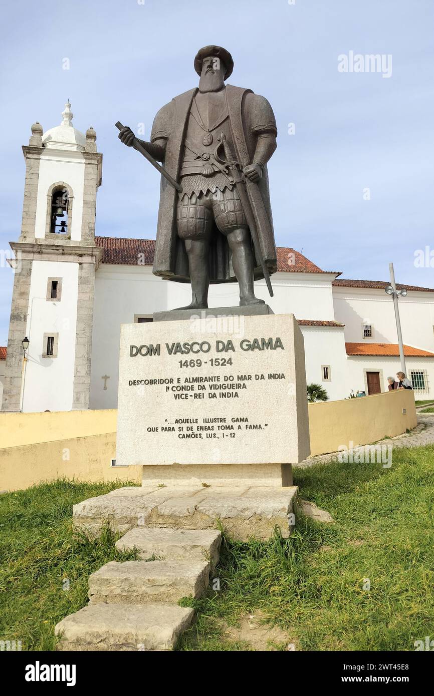 Monument to Vasco da Gama overlooking the sea, famous explorer and ...