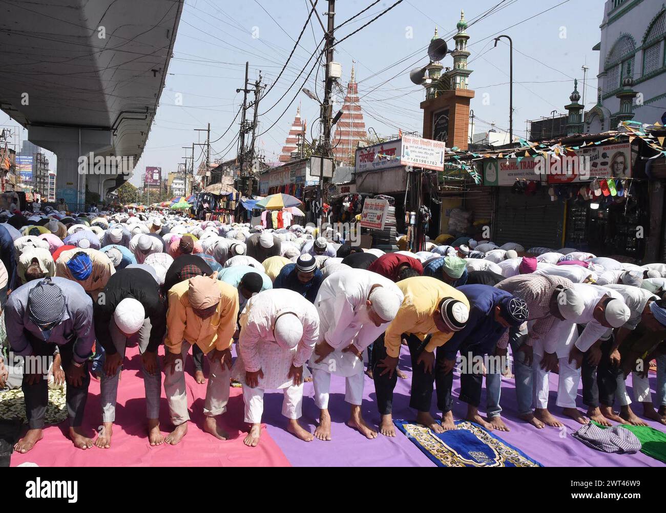 PATNA, INDIA - MARCH 15: Muslim devotees offering first Friday Namaz ...
