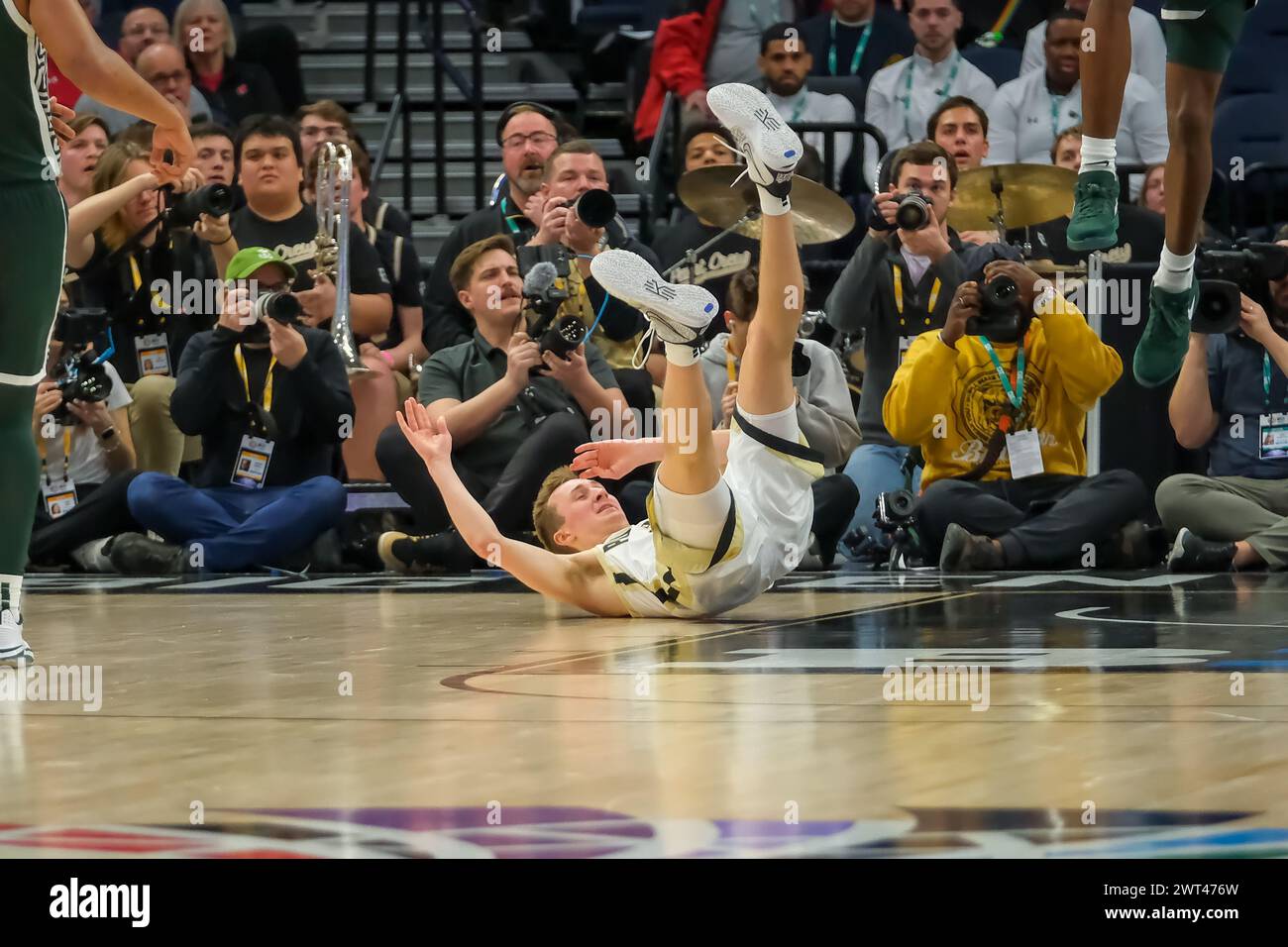 Purdue university basketball court hi-res stock photography and images ...