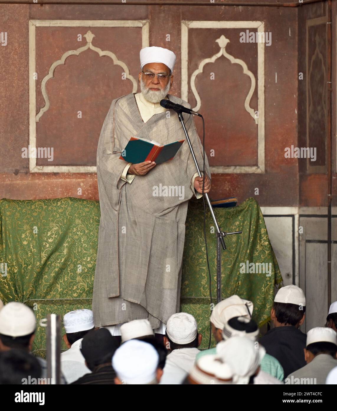 NEW DELHI, INDIA - MARCH 15: Shahi Imam of Delhi's Jama Masjid, Syed ...
