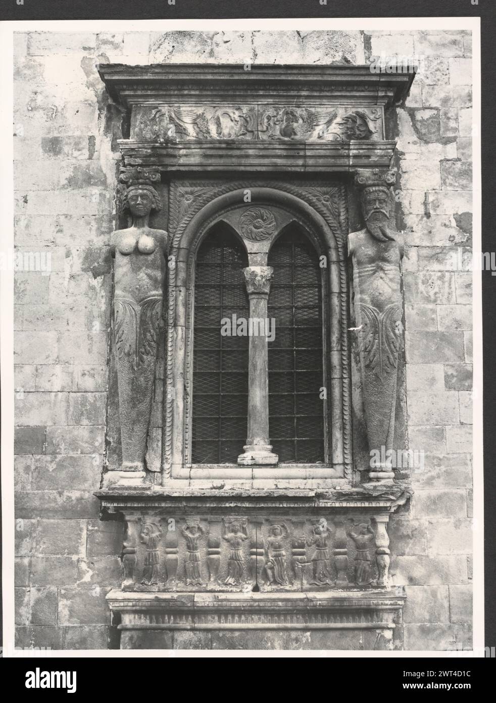 Rebuilt 1911 hi-res stock photography and images - Alamy