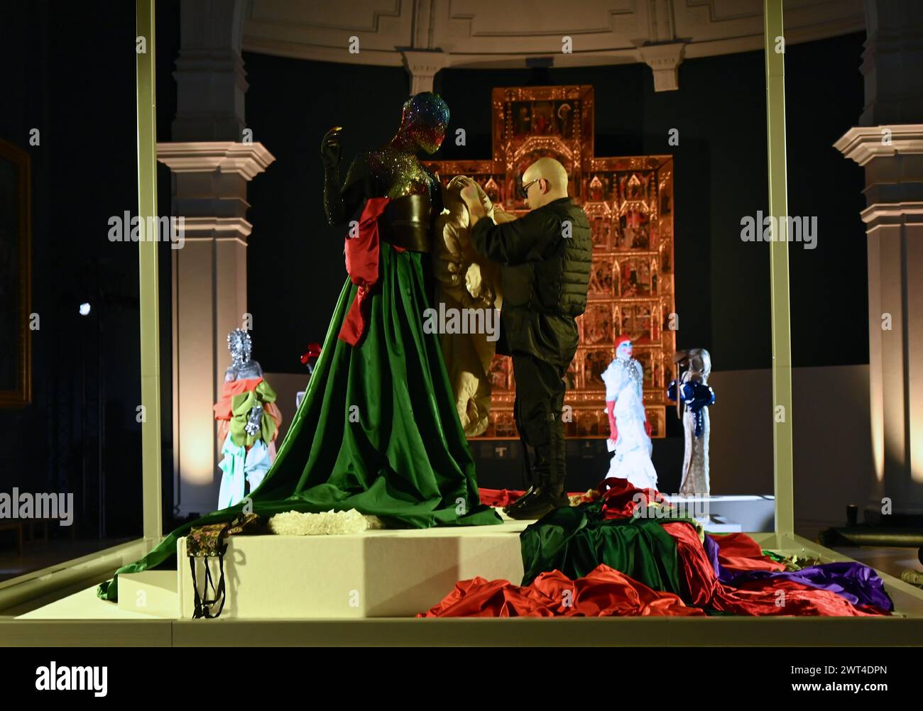 The first V&A Fashion in Motion of 2024 presents visual artist ...