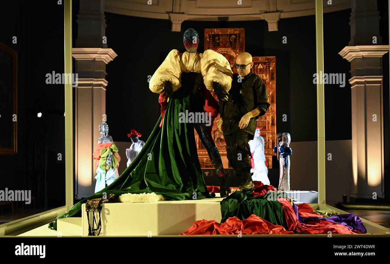 The first V&A Fashion in Motion of 2024 presents visual artist ...