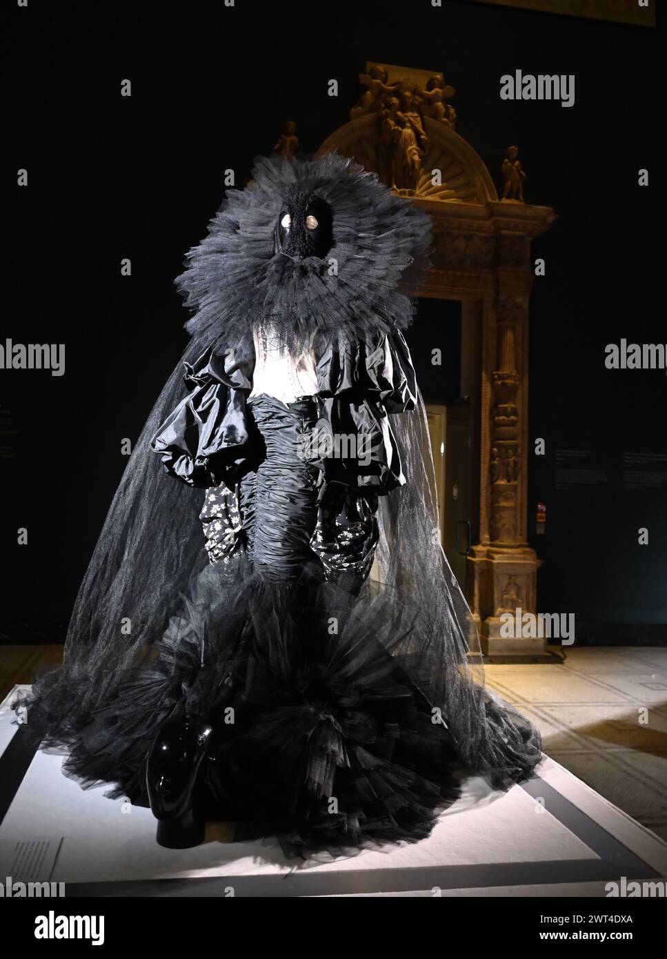 The first V&A Fashion in Motion of 2024 presents visual artist ...