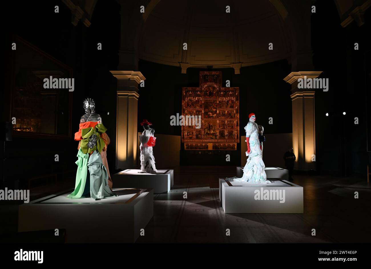 The first V&A Fashion in Motion of 2024 presents visual artist ...