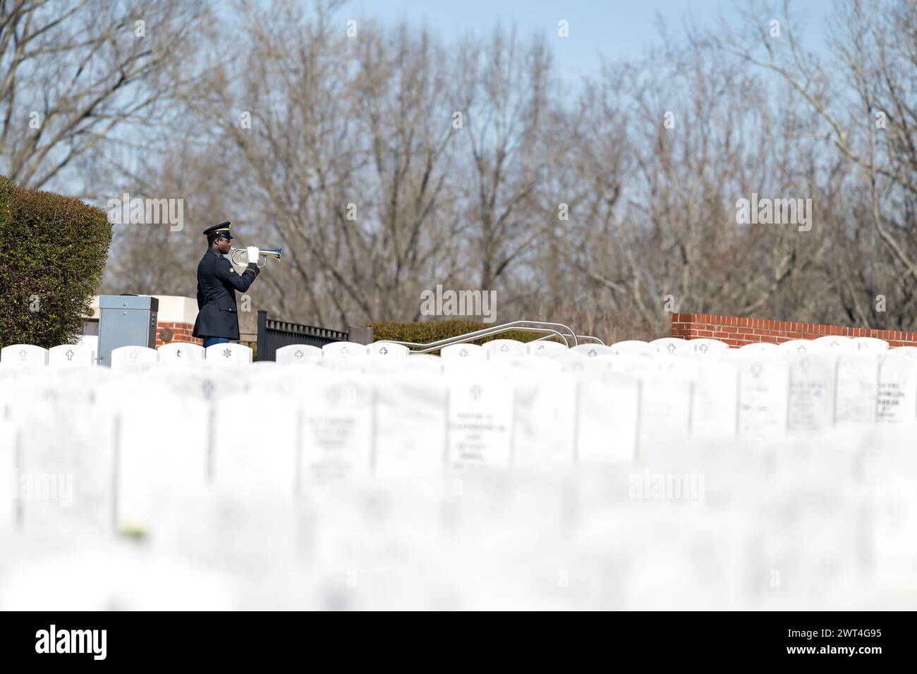 Ceremonial service unfolds hi-res stock photography and images - Alamy