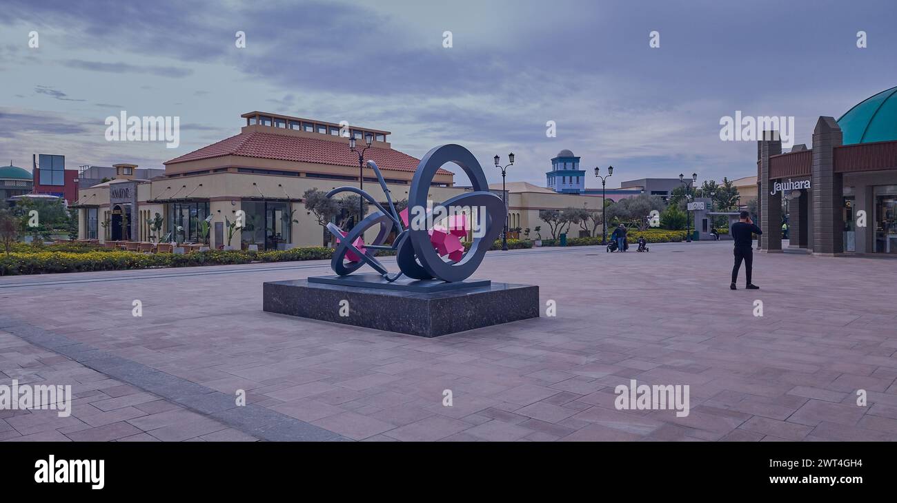 open air mall Madinaty in new Cairo, One of largest open air shopping ...
