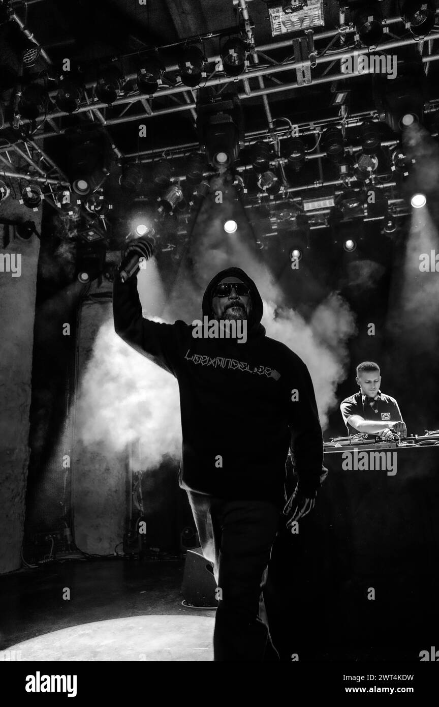 Delinquent Habits live on stage 2022 with Kemo the Blaxican, Ives Irie ...
