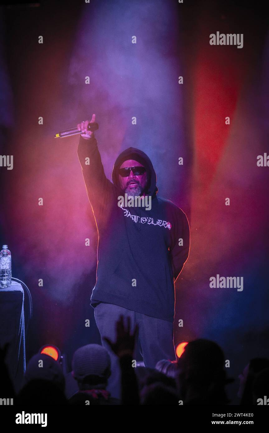 Delinquent Habits live on stage 2022 with Kemo the Blaxican, Ives Irie ...