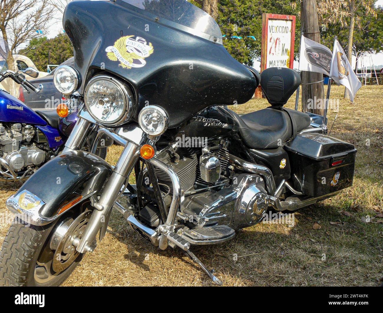 Motorcycle cruiser harley davidson hi-res stock photography and images ...