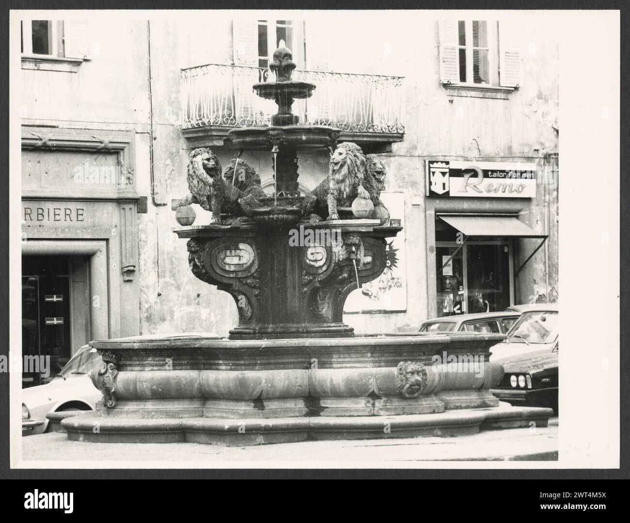 Lazio Viterbo Viterbo Fontana dei Leoni. Hutzel, Max 1960-1990 Views of ...