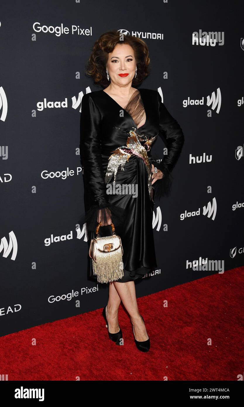 BEVERLY HILLS, CALIFORNIA - MARCH 14: Jennifer Tilly attends the 35th ...