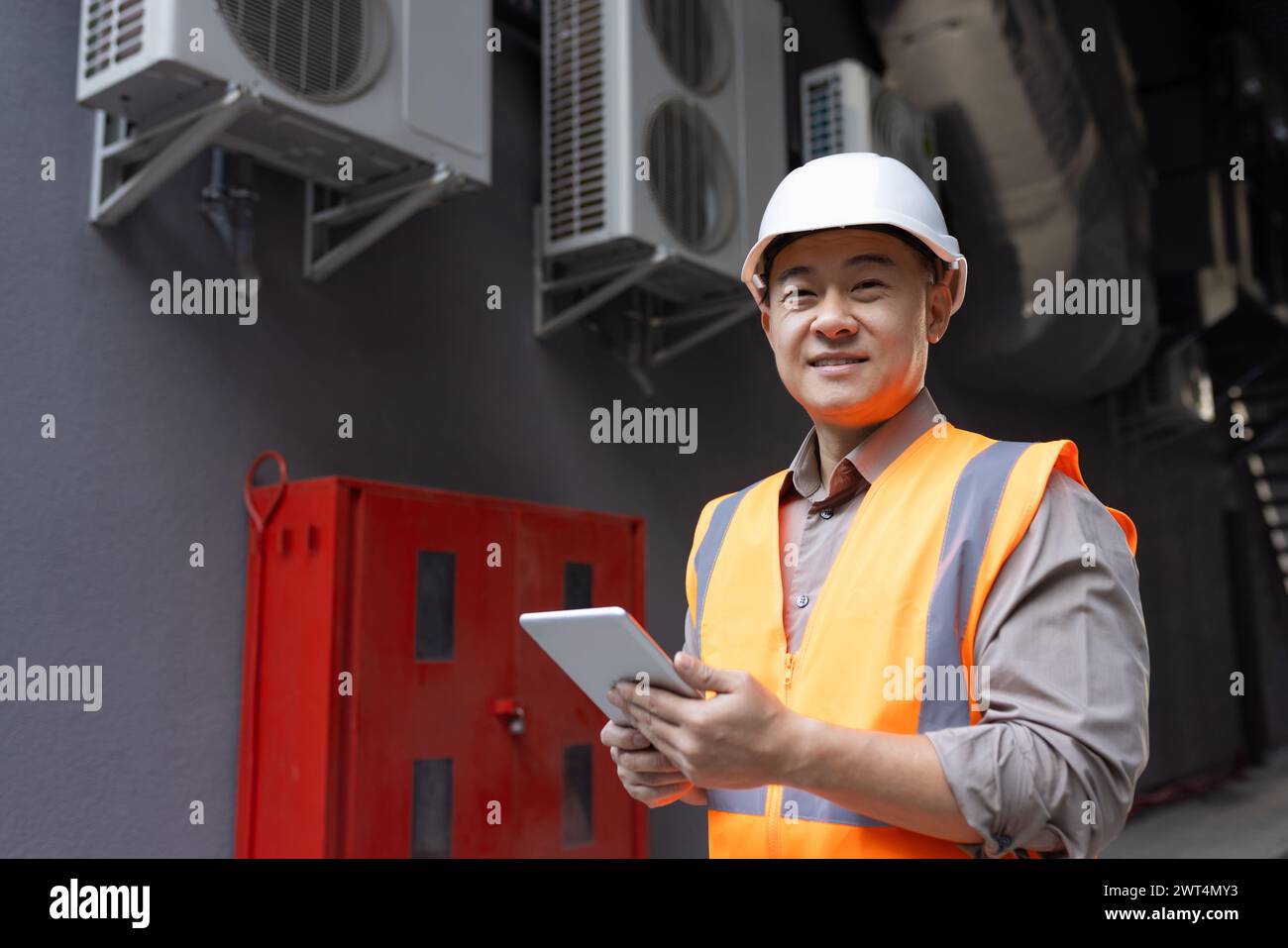 Hvac engineer hi-res stock photography and images - Alamy